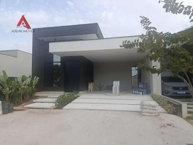 Casa / Sobrado em Condomínio para Venda em Jacareí/SP Jardim Jacinto 3 Quartos