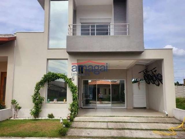 Casa / Sobrado em Condomínio para Venda em Jacareí/SP Jardim Jacinto 3 Quartos