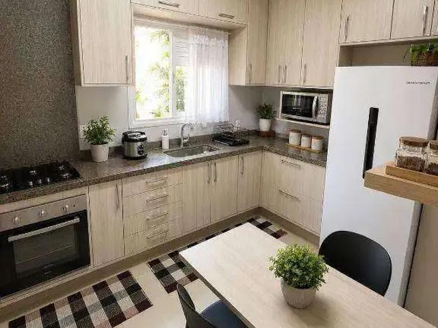 Casa / Sobrado em Condomínio para Venda em Jacareí/SP Jardim Santa Maria 3 Quartos