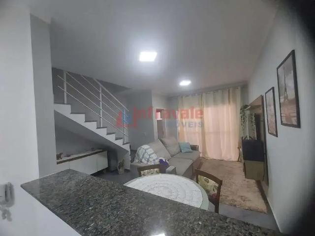 Casa / Sobrado em Condomínio para Venda em Jacareí/SP Jardim Santa Maria 3 Quartos