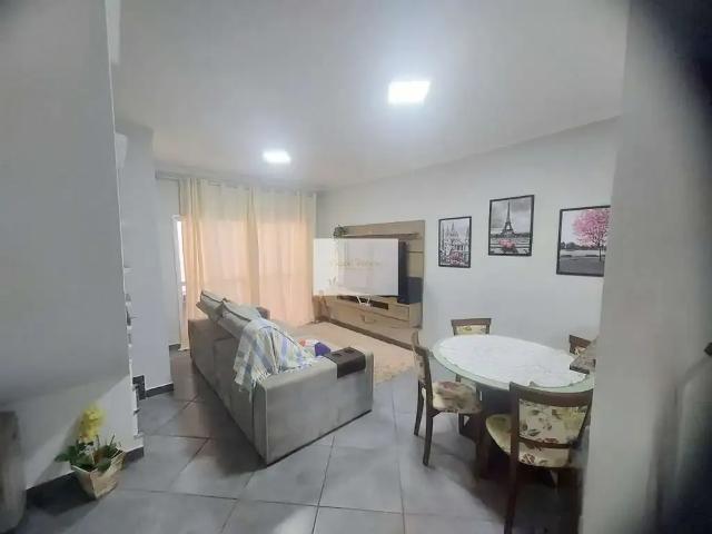 Casa / Sobrado em Condomínio para Venda em Jacareí/SP Jardim Santa Maria 3 Quartos