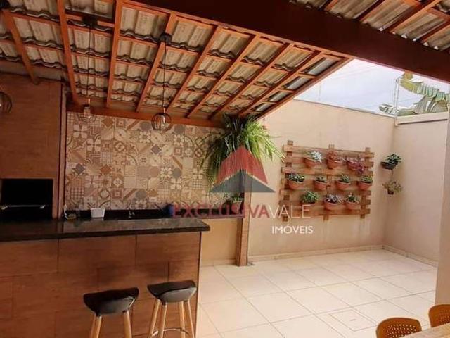 Casa / Sobrado em Condomínio para Venda em Jacareí/SP Jardim Santa Maria 4 Quartos