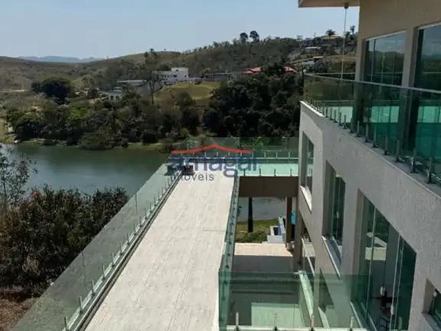 Casa / Sobrado em Condomínio para Venda em Jacareí/SP Loteamento Residencial Parque Lago Dourado 4 Quartos