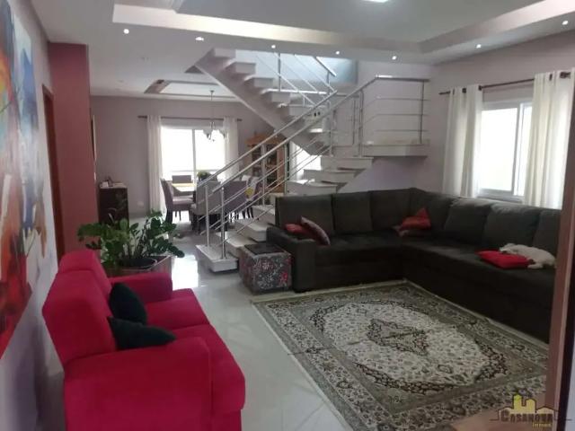 Casa / Sobrado em Condomínio para Venda em Jacareí/SP Loteamento Villa Branca 4 Quartos
