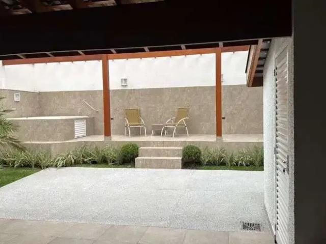 Casa / Sobrado em Condomínio para Venda em Jacareí/SP Loteamento Villa Branca 4 Quartos