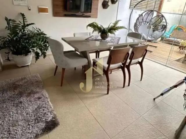 Casa / Sobrado em Condomínio para Venda em Jacareí/SP Loteamento Villa Branca 4 Quartos