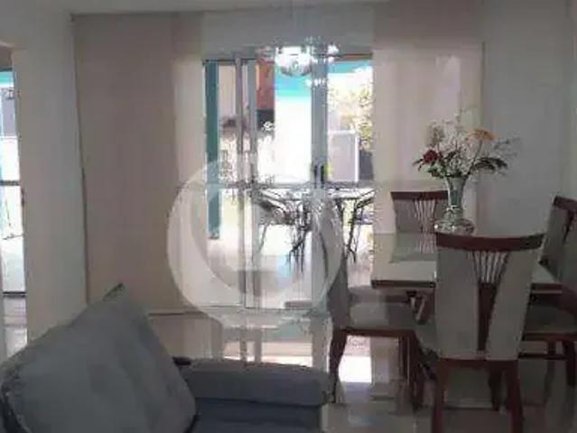 Casa / Sobrado em Condomínio para Venda em Jacareí/SP Loteamento Villa Branca 4 Quartos