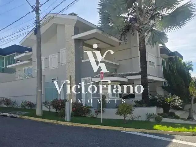 Casa / Sobrado em Condomínio para Venda em Jacareí/SP Loteamento Villa Branca 4 Quartos