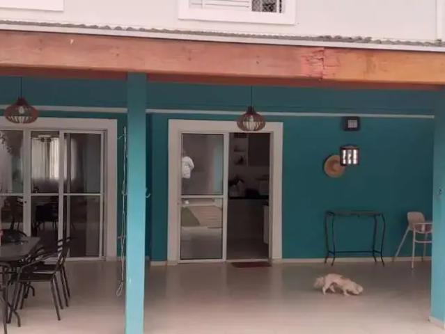 Casa / Sobrado em Condomínio para Venda em Jacareí/SP Loteamento Villa Branca 4 Quartos