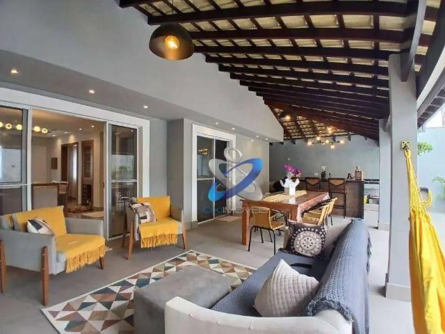 Casa / Sobrado em Condomínio para Venda em Jacareí/SP Loteamento Villa Branca 4 Quartos