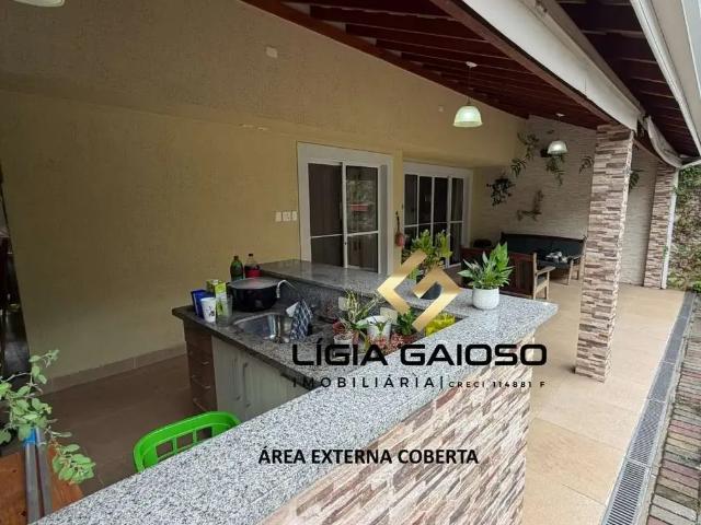 Casa / Sobrado em Condomínio para Venda em Jacareí/SP Loteamento Villa Branca 4 Quartos