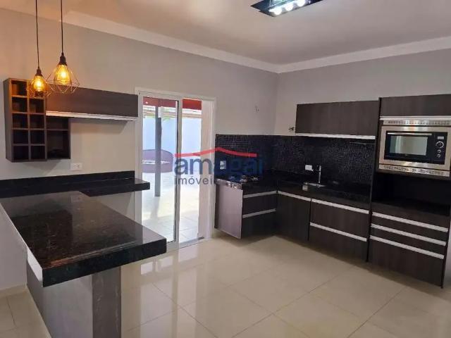 Casa / Sobrado em Condomínio para Venda em Jacareí/SP Loteamento Villa Branca 5 Quartos