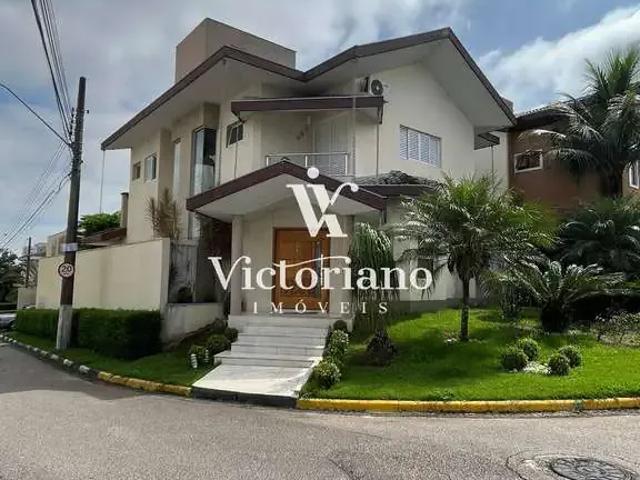 Casa / Sobrado em Condomínio para Venda em Jacareí/SP Loteamento Villa Branca 3 Quartos
