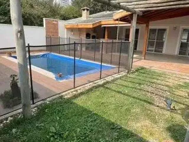 Casa / Sobrado em Condomínio para Venda em Jacareí/SP Loteamento Villa Branca 3 Quartos