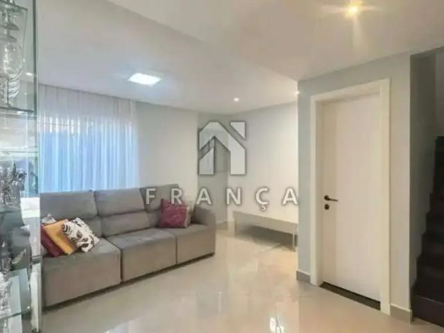 Casa / Sobrado em Condomínio para Venda em Jacareí/SP Loteamento Villa Branca 3 Quartos