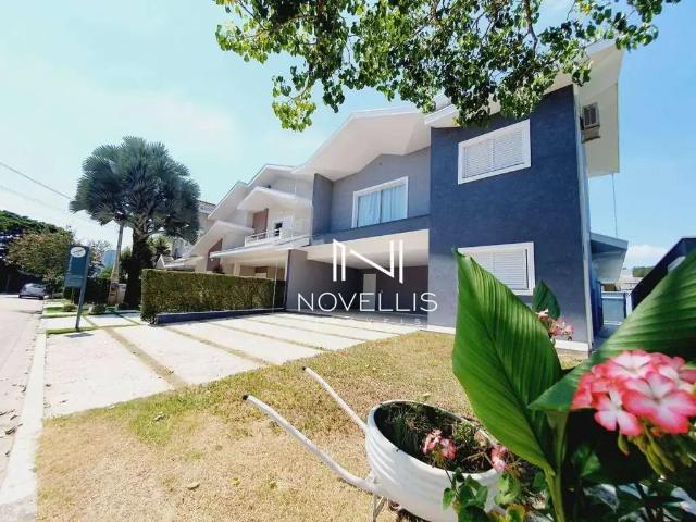 Casa / Sobrado em Condomínio para Venda em Jacareí/SP Loteamento Villa Branca 3 Quartos