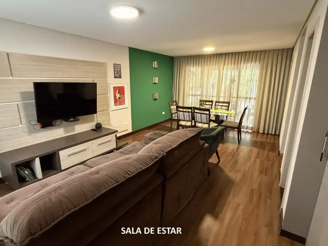 Casa / Sobrado em Condomínio para Venda em Jacareí/SP Loteamento Villa Branca 3 Quartos