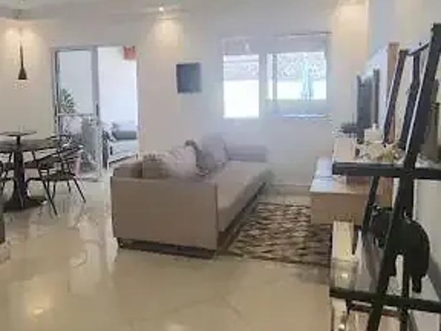 Casa / Sobrado em Condomínio para Venda em Jacareí/SP Loteamento Villa Branca 3 Quartos