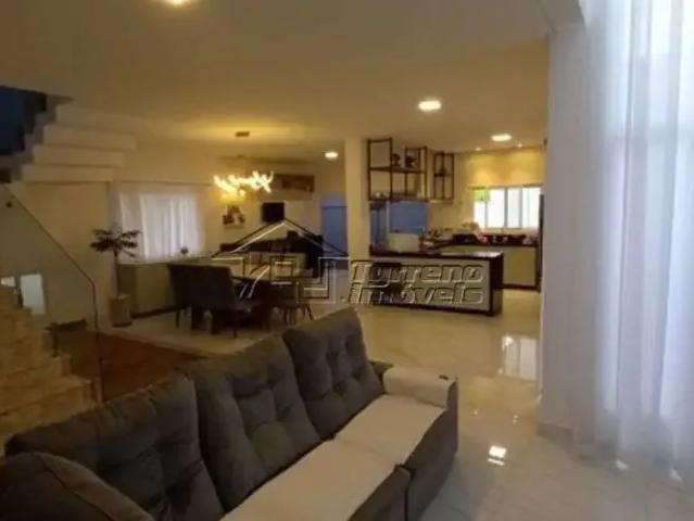 Casa / Sobrado em Condomínio para Venda em Jacareí/SP Loteamento Villa Branca 3 Quartos