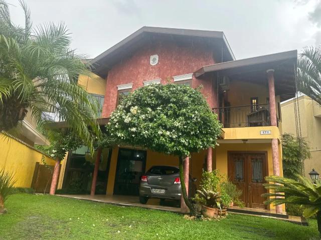 Casa / Sobrado em Condomínio para Venda em Jacareí/SP Loteamento Villa Branca 3 Quartos