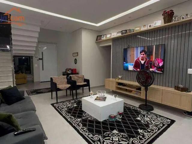 Casa / Sobrado em Condomínio para Venda em Jacareí/SP Loteamento Villa Branca 3 Quartos