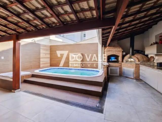 Casa / Sobrado em Condomínio para Venda em Jacareí/SP Loteamento Villa Branca 3 Quartos