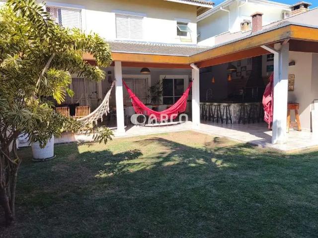 Casa / Sobrado em Condomínio para Venda em Jacareí/SP Loteamento Villa Branca 3 Quartos