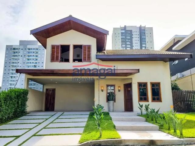 Casa / Sobrado em Condomínio para Venda em Jacareí/SP Loteamento Villa Branca 3 Quartos