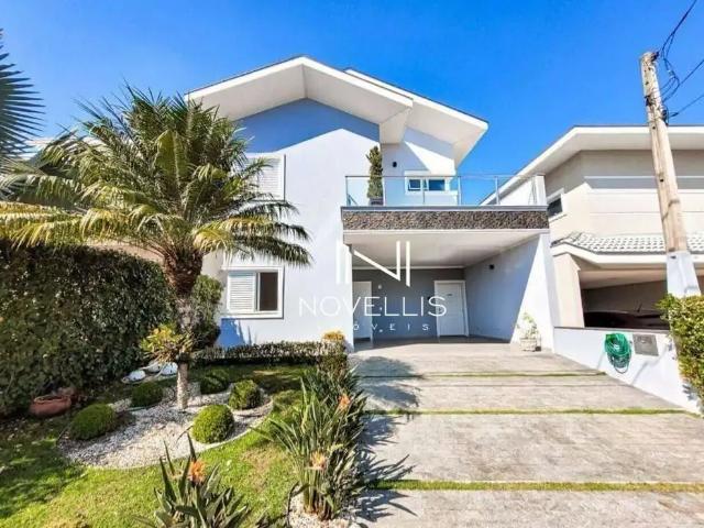 Casa / Sobrado em Condomínio para Venda em Jacareí/SP Parque Califórnia 4 Quartos