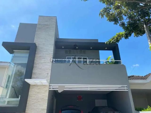 Casa / Sobrado em Condomínio para Venda em Jacareí/SP Parque Califórnia 3 Quartos
