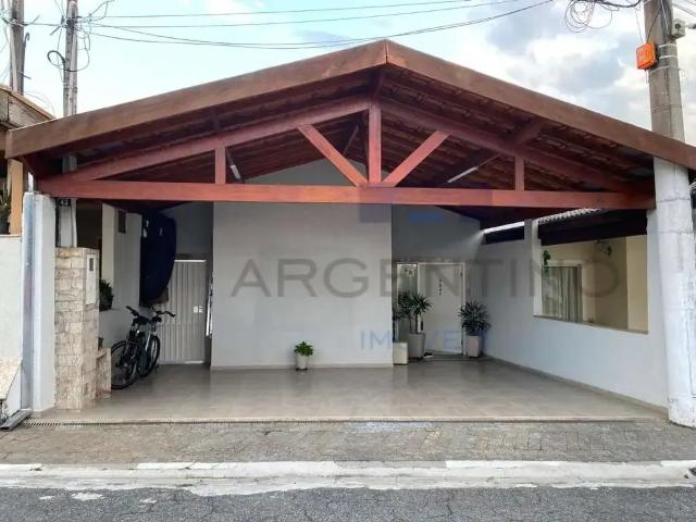 Casa / Sobrado em Condomínio para Venda em Jacareí/SP Parque Califórnia 3 Quartos