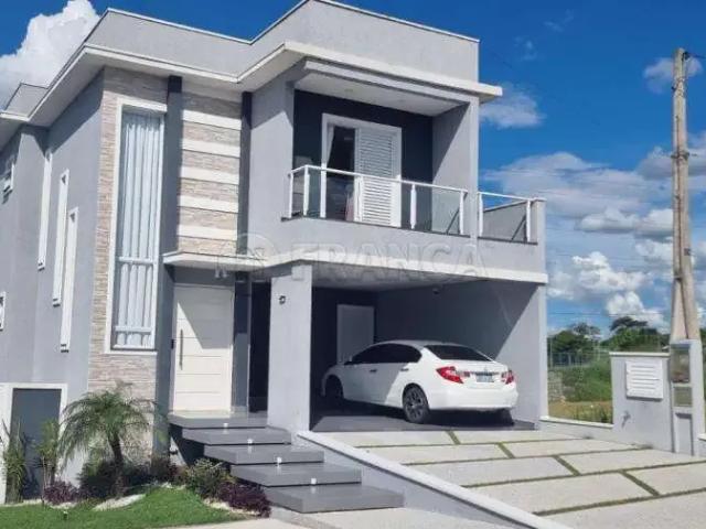 Casa / Sobrado em Condomínio para Venda em Jacareí/SP São João 3 Quartos