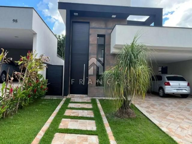 Casa / Sobrado em Condomínio para Venda em Jacareí/SP São João 3 Quartos