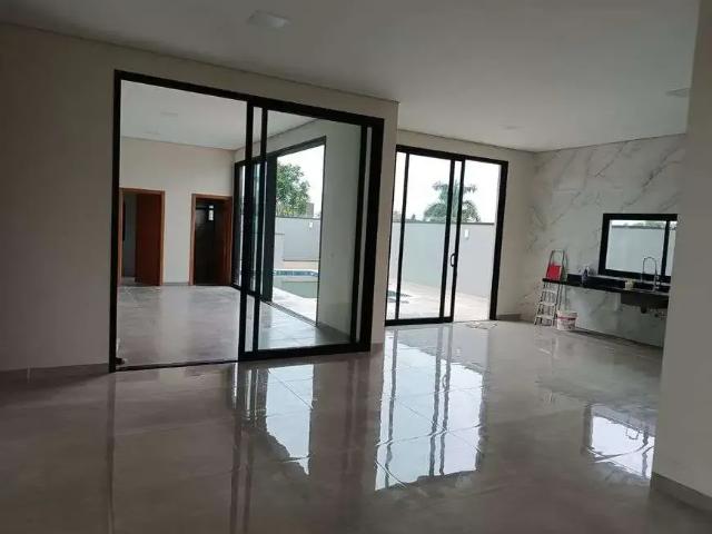 Casa / Sobrado em Condomínio para Venda em Jaguariúna/SP Residencial Campo Camanducaia 4 Quartos