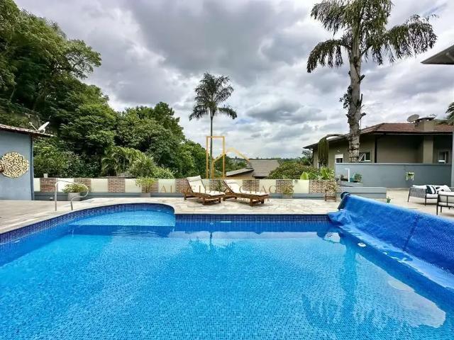 Casa / Sobrado em Condomínio para Venda em Jandira/SP Jardim do Golf I 3 Quartos