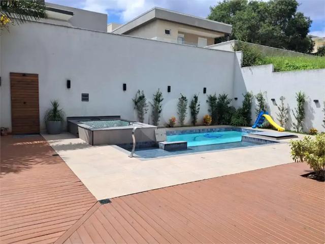 Casa / Sobrado em Condomínio para Venda em Jandira/SP Jardim do Golf I 3 Quartos