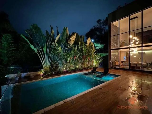 Casa / Sobrado em Condomínio para Venda em Jandira/SP Jardim do Golf I 3 Quartos