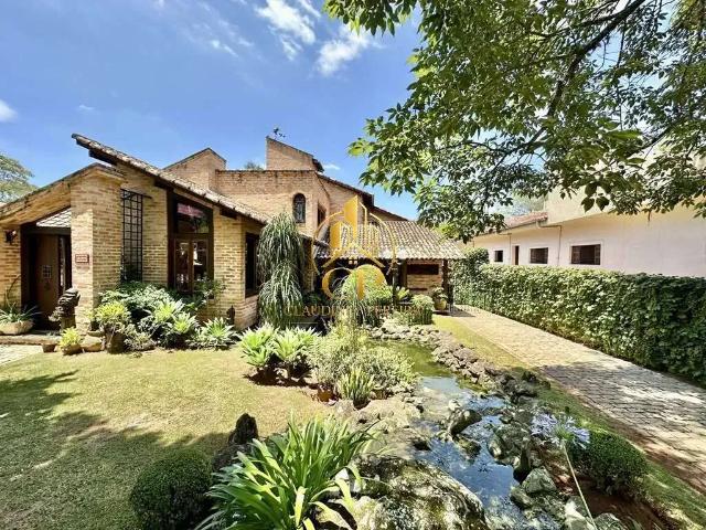 Casa / Sobrado em Condomínio para Venda em Jandira/SP Jardim do Golf I 4 Quartos
