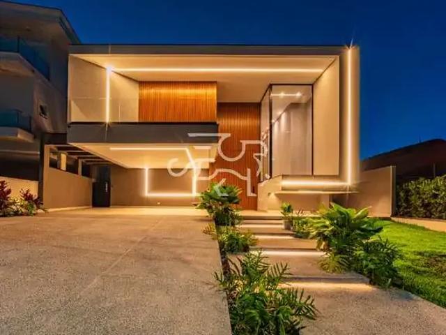Casa / Sobrado em Condomínio para Venda em Jandira/SP Jardim do Golf I 5 Quartos