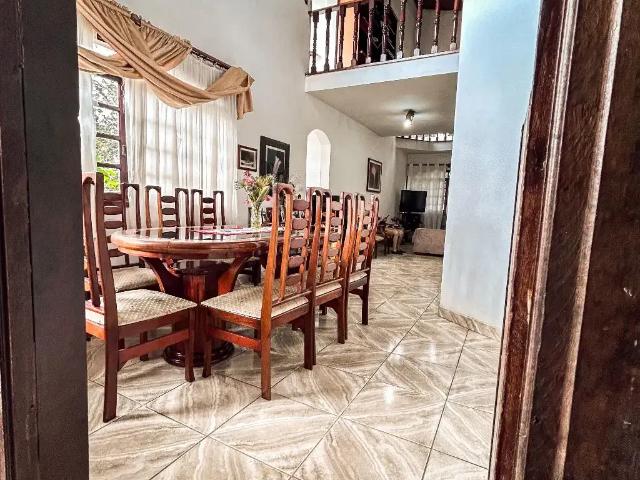 Casa / Sobrado em Condomínio para Venda em Jandira/SP Nova Higienópolis 4 Quartos