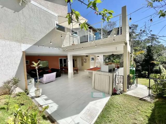 Casa / Sobrado em Condomínio para Venda em Jandira/SP Nova Higienópolis 5 Quartos