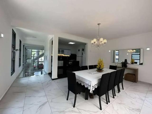Casa / Sobrado em Condomínio para Venda em Jandira/SP Nova Higienópolis 3 Quartos