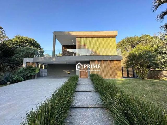 Casa / Sobrado em Condomínio para Venda em Jandira/SP Reserva Santa Maria 5 Quartos