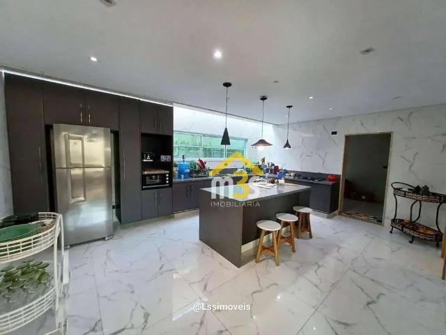 Casa / Sobrado em Condomínio para Venda em Jandira/SP Reserva Santa Maria 6 Quartos