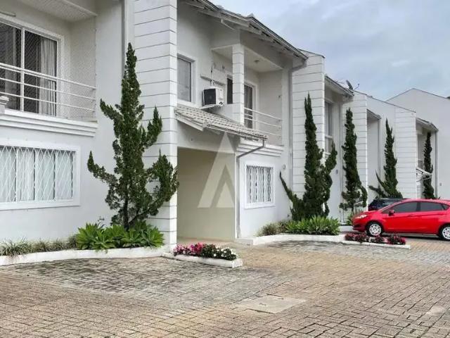 Casa / Sobrado em Condomínio para Venda em Joinville/SC Anita Garibaldi 3 Quartos