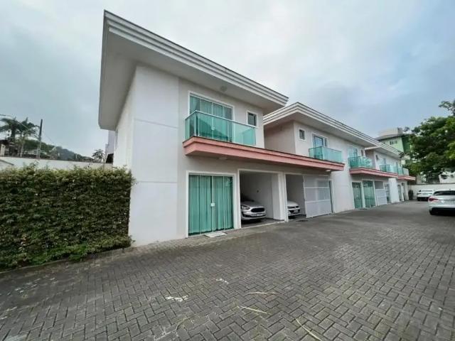 Casa / Sobrado em Condomínio para Venda em Joinville/SC Bom Retiro 3 Quartos