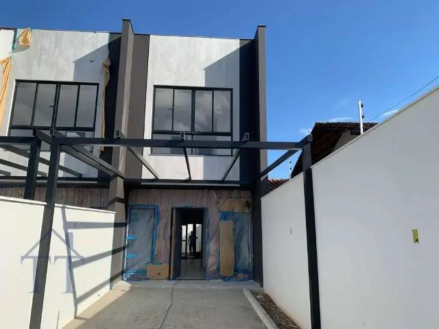 Casa / Sobrado em Condomínio para Venda em Joinville/SC Costa e Silva 3 Quartos