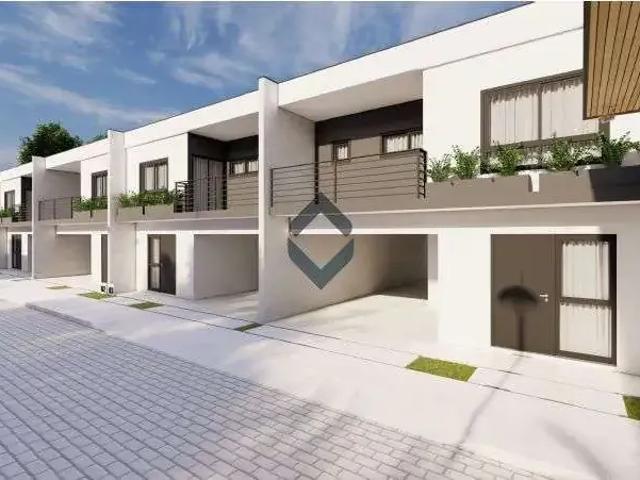 Casa / Sobrado em Condomínio para Venda em Joinville/SC Floresta 3 Quartos