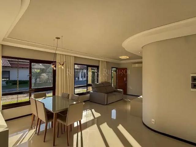 Casa / Sobrado em Condomínio para Venda em Joinville/SC Glória 3 Quartos