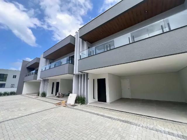 Casa / Sobrado em Condomínio para Venda em Joinville/SC Glória 3 Quartos